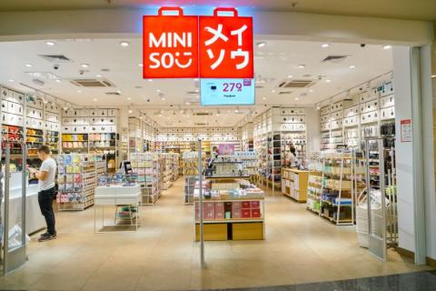 Mirage Retail Group haalt Chinese koopjeszaak MINISO naar Nederland ...